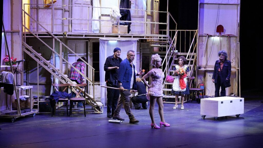 ‘Oyunun Oyunu’ndan Seyirciye Komedi Şöleni - Mimesis Sahne Sanatları ...